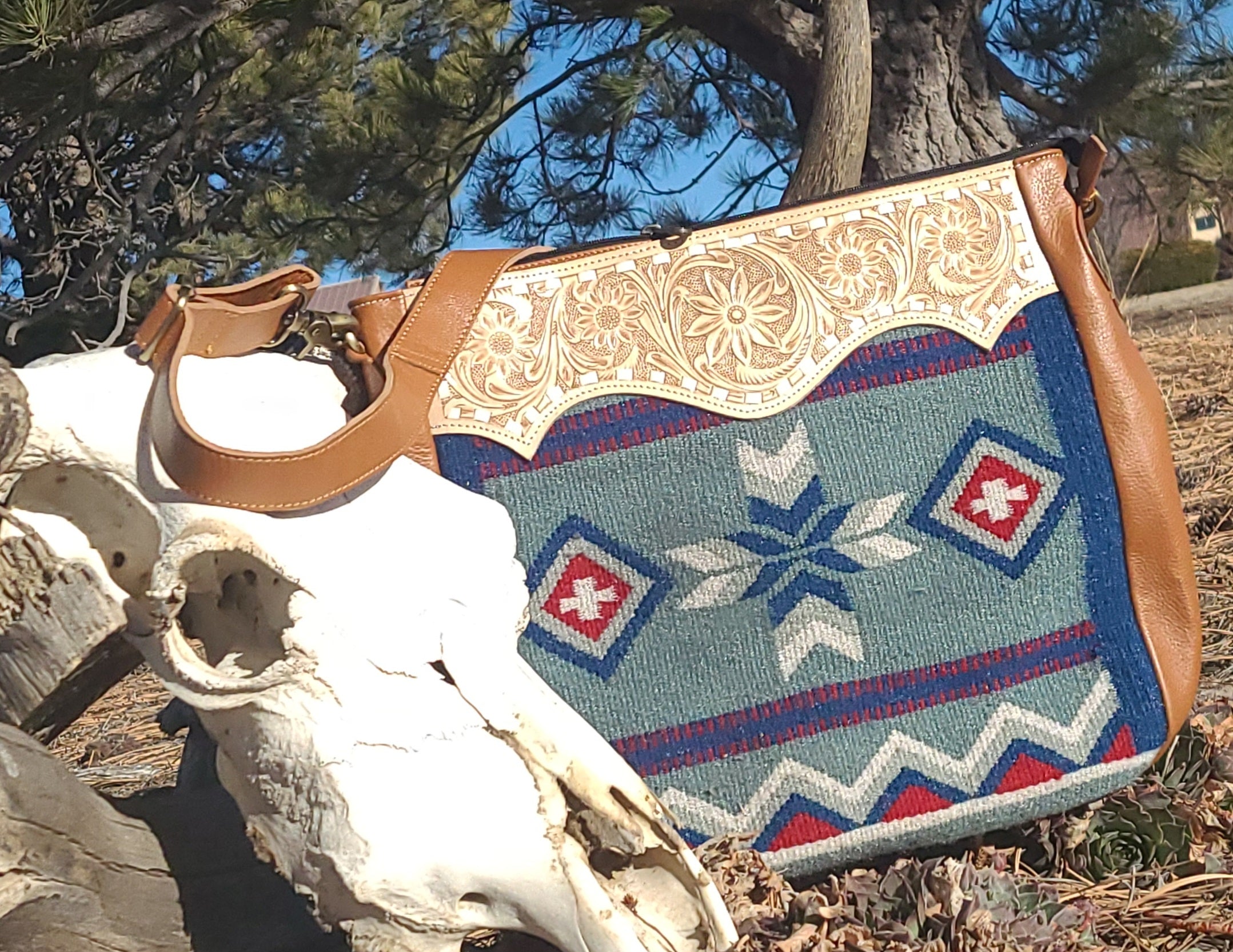 DK Shoulder Bag Cowtown Slate Blue and Charcoal – DK Tack Stop